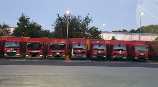 Royal Mail - Medway Mail Centre Post Office at 1 Knight Rd reviews in ...