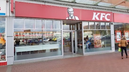KFC Cwmbran Shopping Centre Fast Food Restaurant at General Rees Square ...