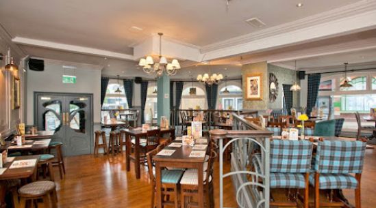 The 10 Best Pubs in Luton, East of England reviews